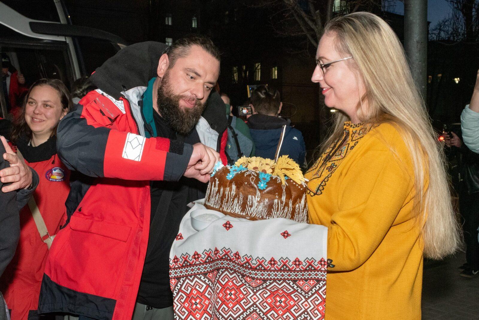 The 29th Antarctic expedition returned to Ukraine - Новини ФАКТ