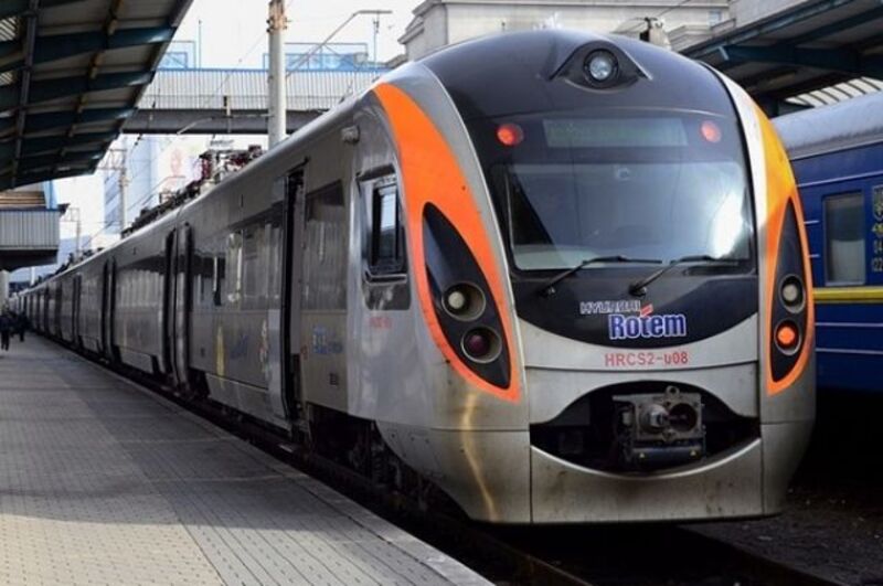 "Ukrzaliznytsia" will launch a new Intercity+ train on the route ...