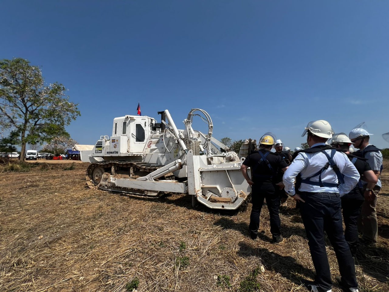 Ukraine learns demining in Cambodia: training sappers becomes a ...